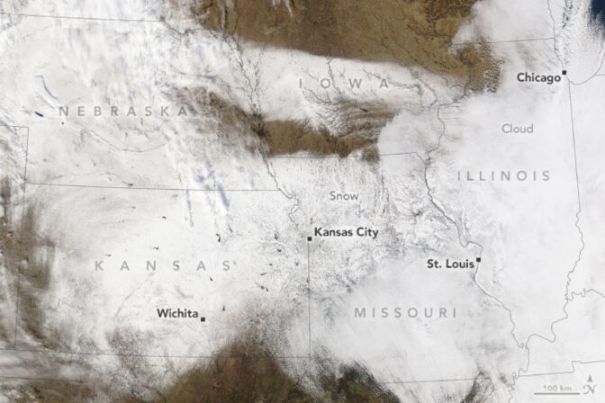 NASA Satellite Captures Stunning Snow-Covered Midwest After Polar ...