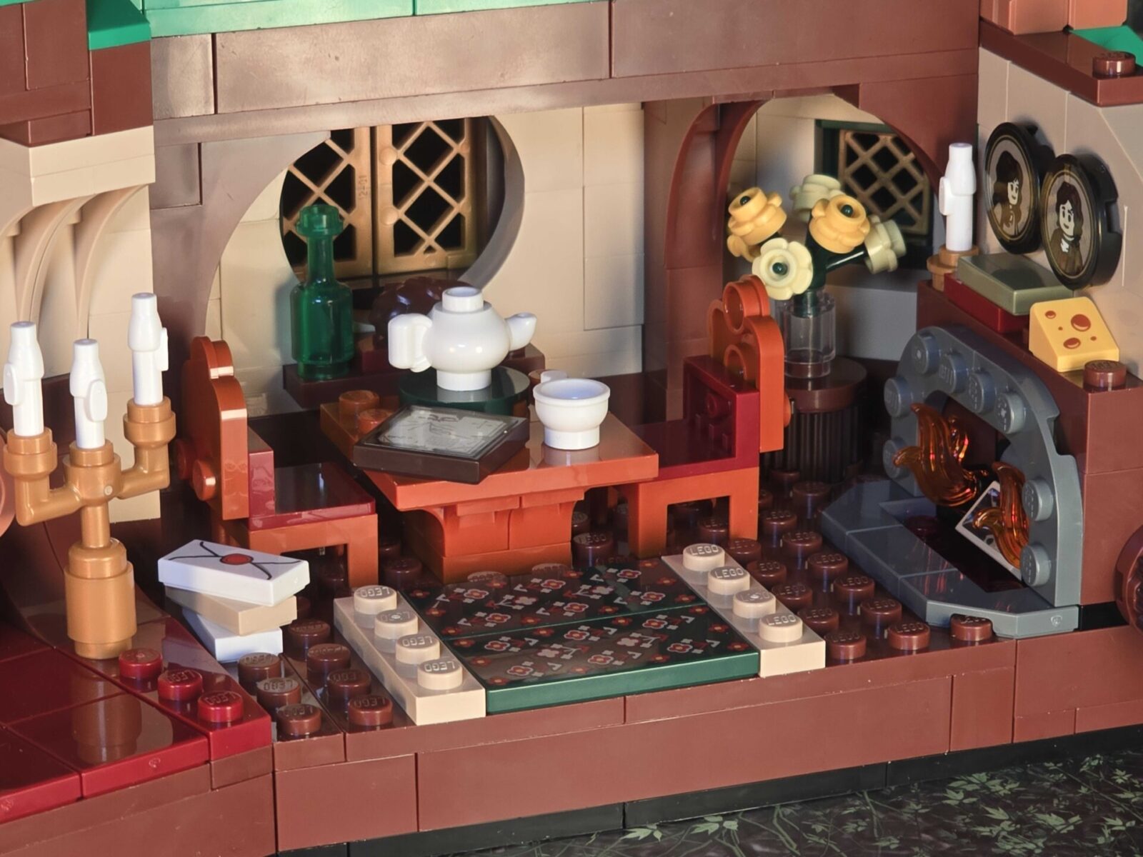 Lego's Shire Set Should've Been More Hobbit-Sized