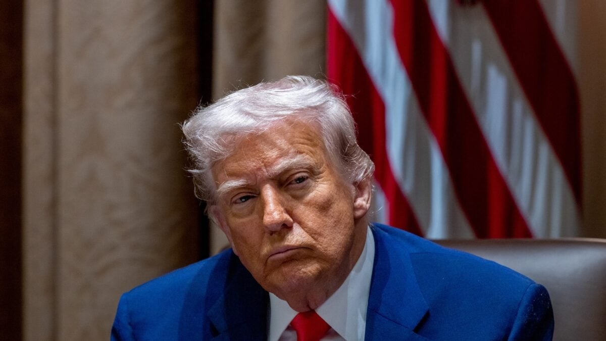 The Funniest Memes About Donald Trump's Idiotic Tariffs