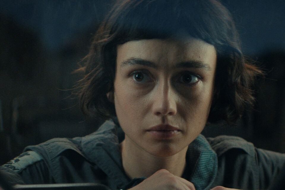 Alien: Earth's New Teaser Is a Creepy Scramble for Earth