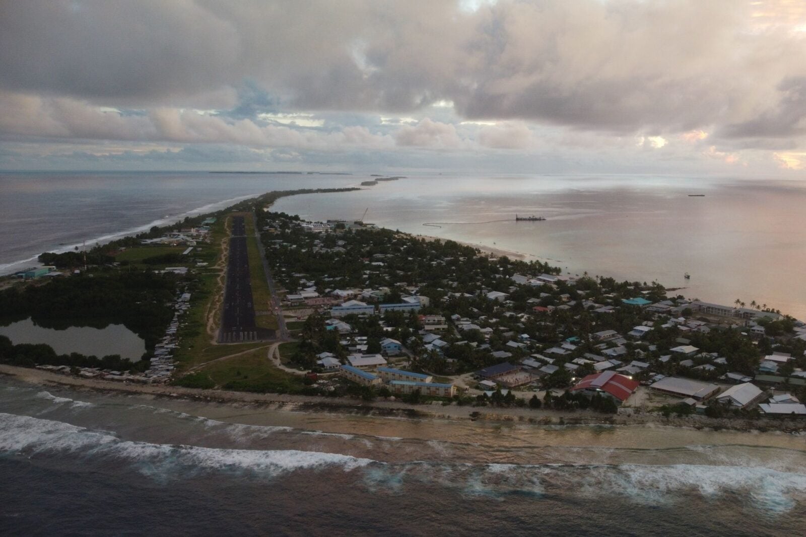 Facing Rising Seas, Thousands in Tuvalu Seek an Escape Through Australia