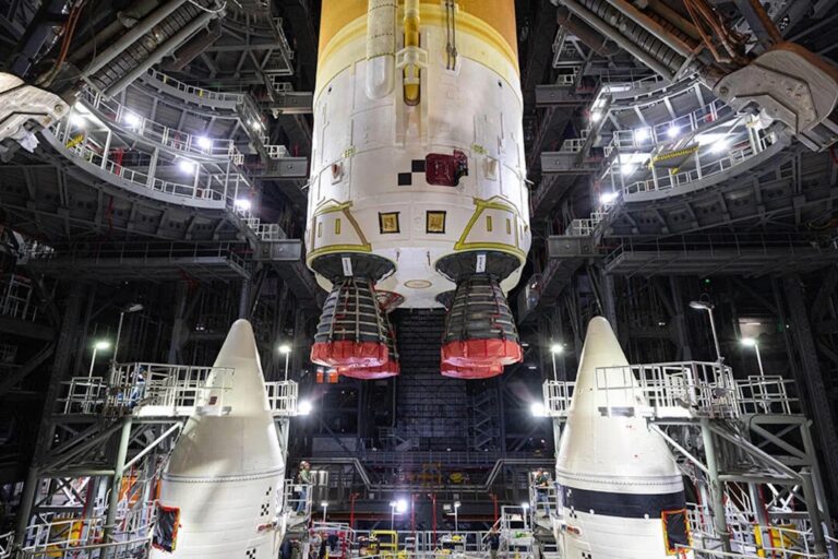 Rocket Engines That Flew 22 Space Shuttle Missions Are Ready for NASA's ...