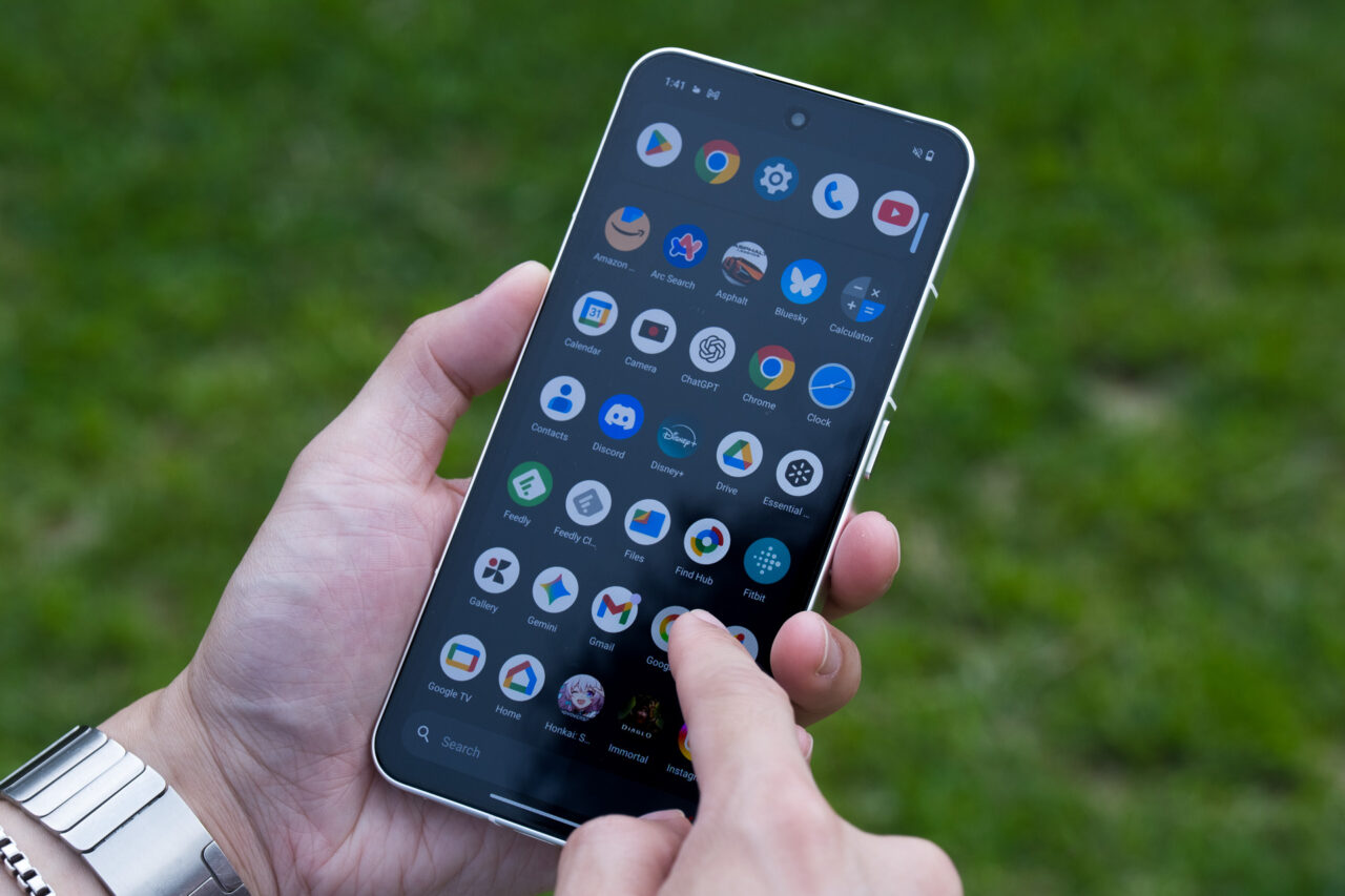 Nothing Phone 3 Review: A Rule-Breaking Phone for Rebels