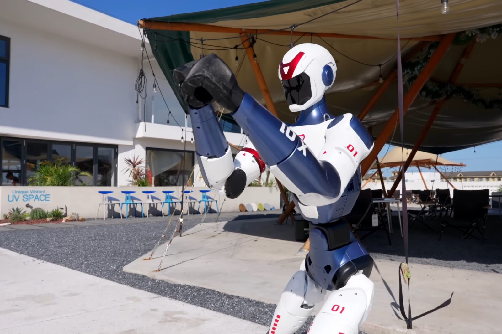 You Can Buy This Cartwheeling Humanoid Robot for Less Than Two Apple ...