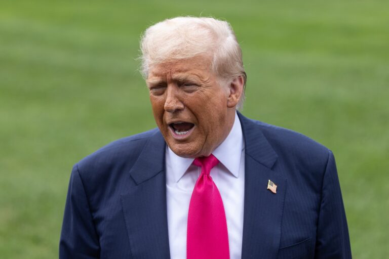 Trump Shares a Personal Story About the Unabomber That Doesn't Make Any ...