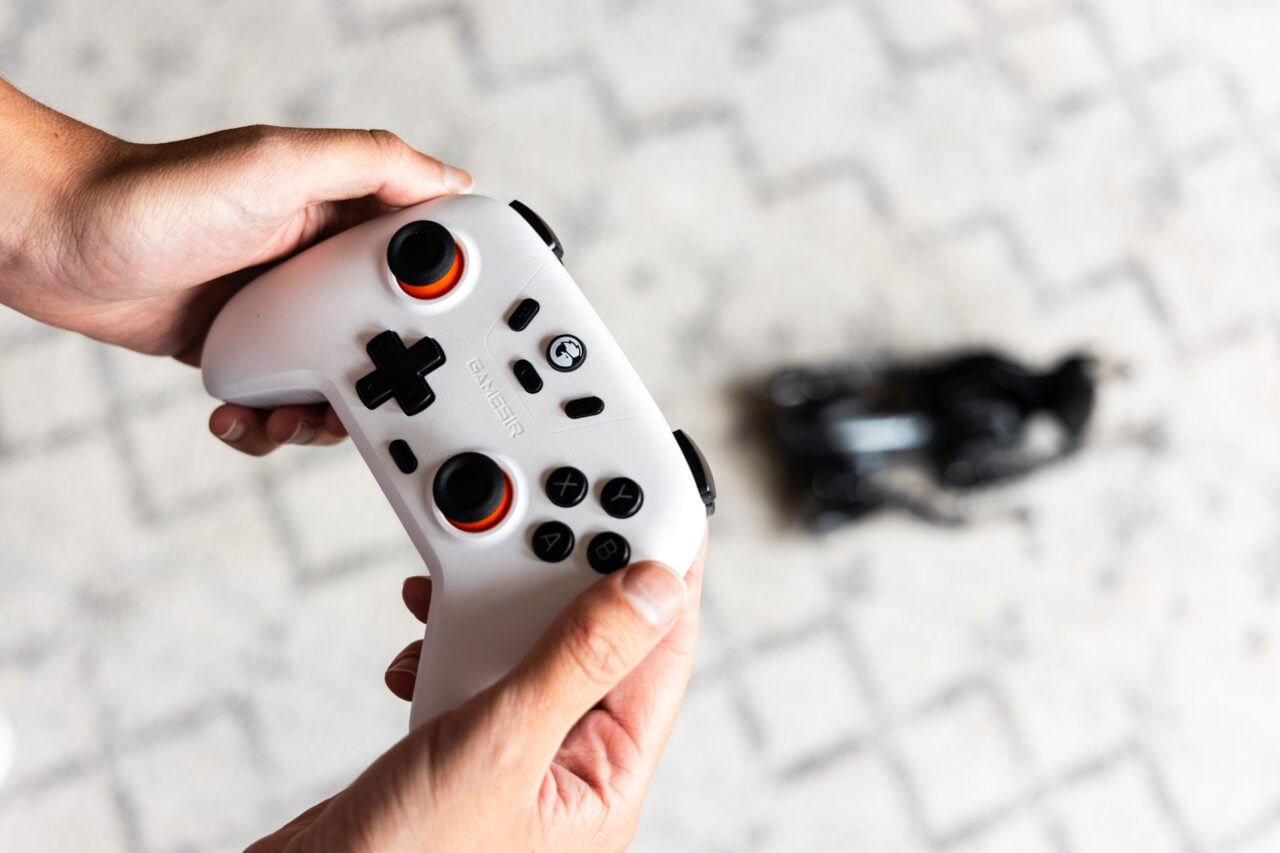 This Robot Dog Is as Good at Walking as I Am at Being a Robot Dog