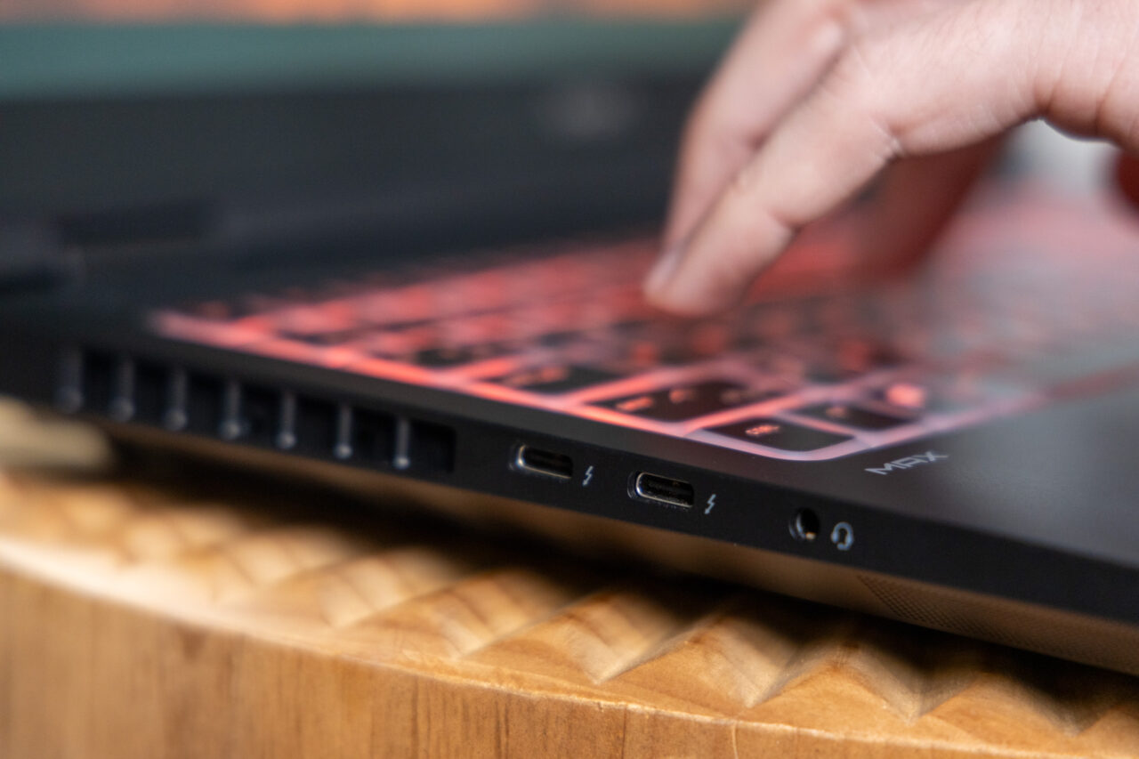All Gaming Laptops Should Copy the HP Omen Max 16’s All-Too Obvious Feature