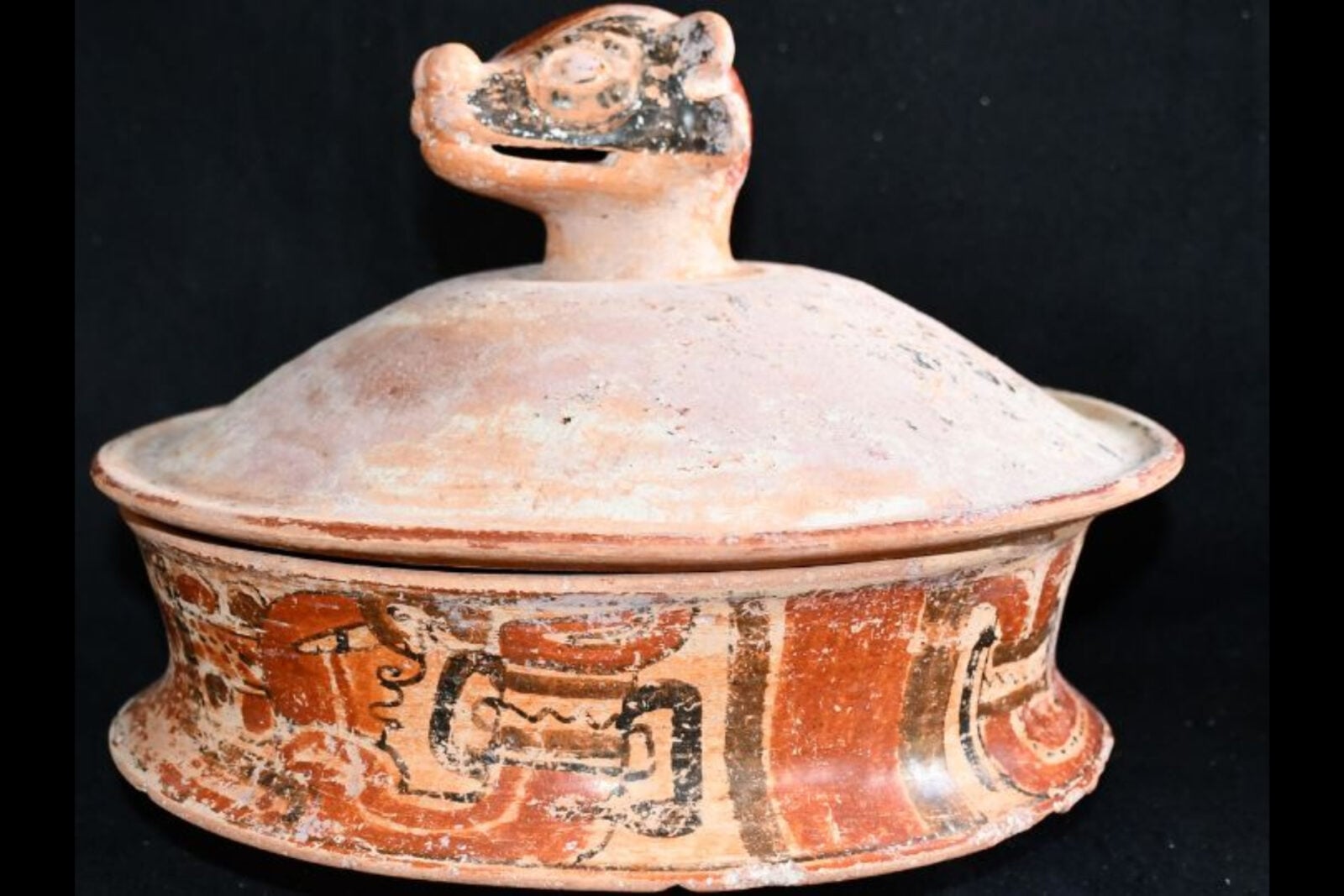 Archaeologists Discover Tomb of Maya King Who Founded a 460-Year Dynasty