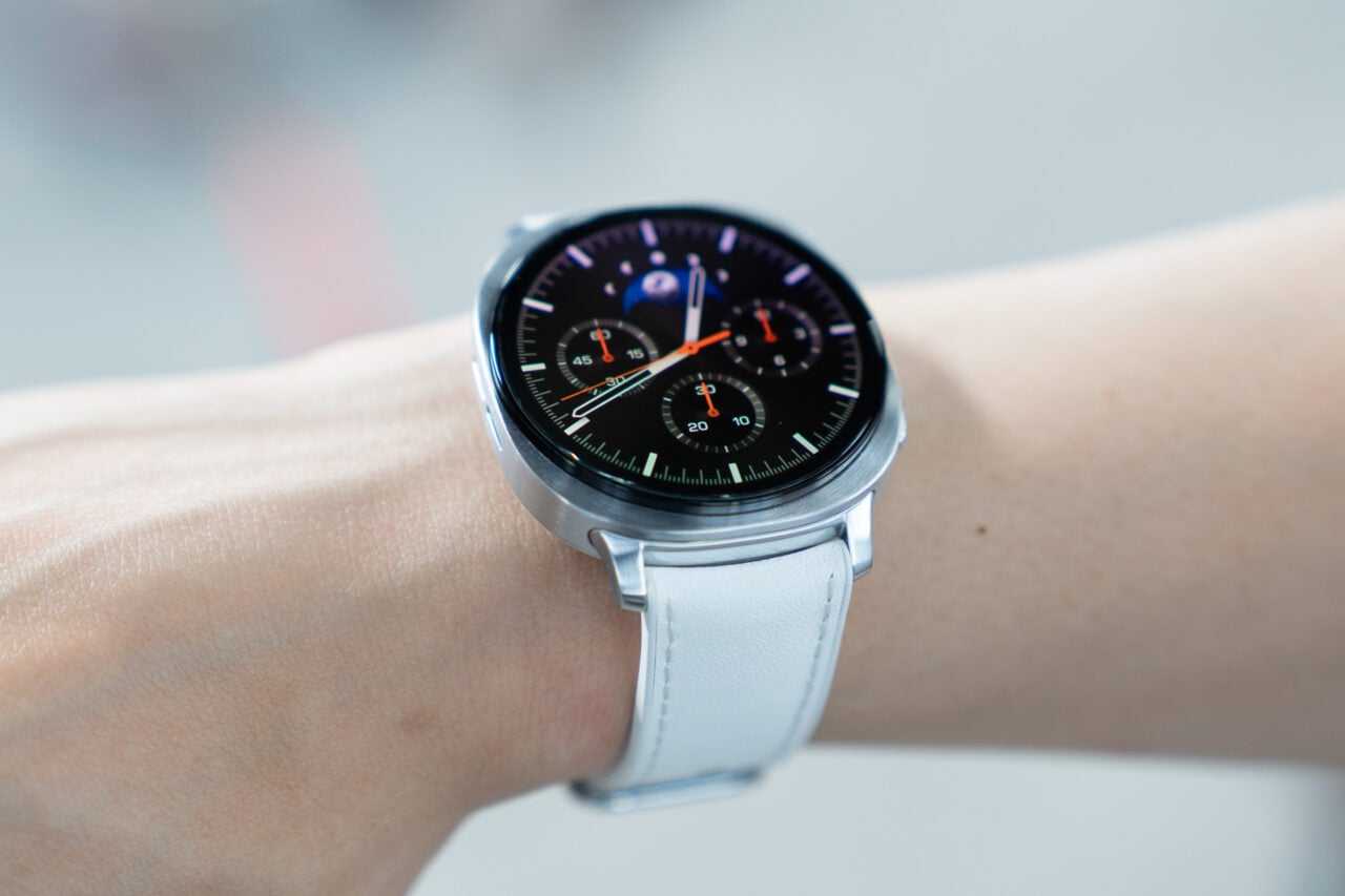 Samsung Galaxy Watch 8 Hands-On: Gemini Arrives on Wrists and It Could ...