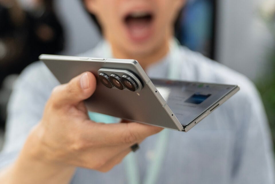 Samsung Galaxy Z Fold 7 Hands-On: Finally as Thin and Light as a ...