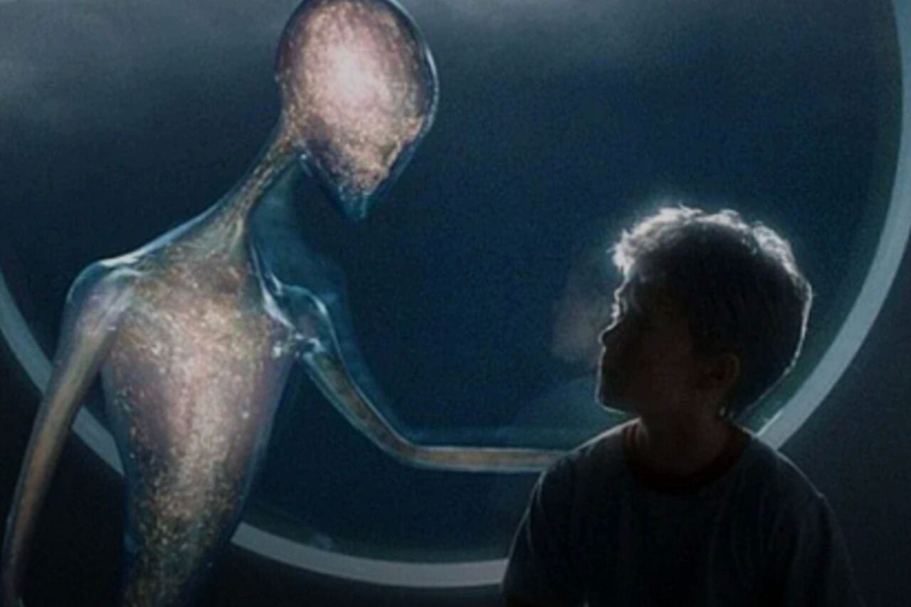 Does Steven Spielberg's 'AI: Artificial Intelligence' Play Differently ...
