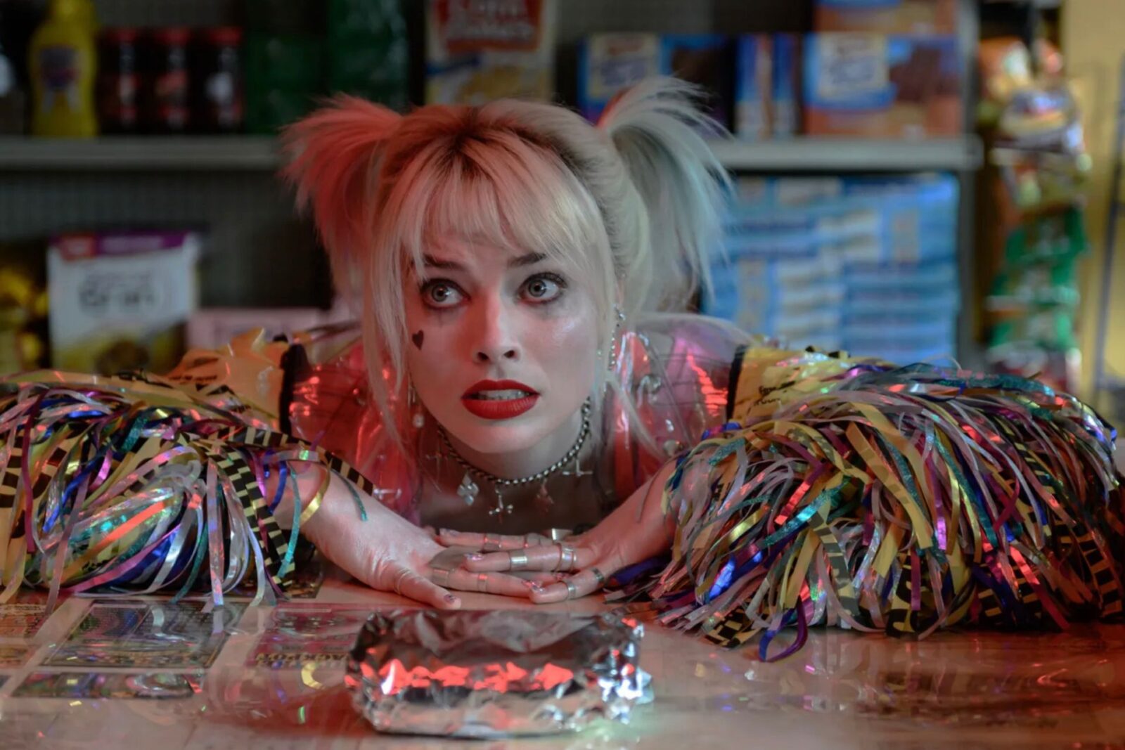 Colin Farrell and Margot Robbie's New Rom-Com Looks Like a Mind-Bending ...