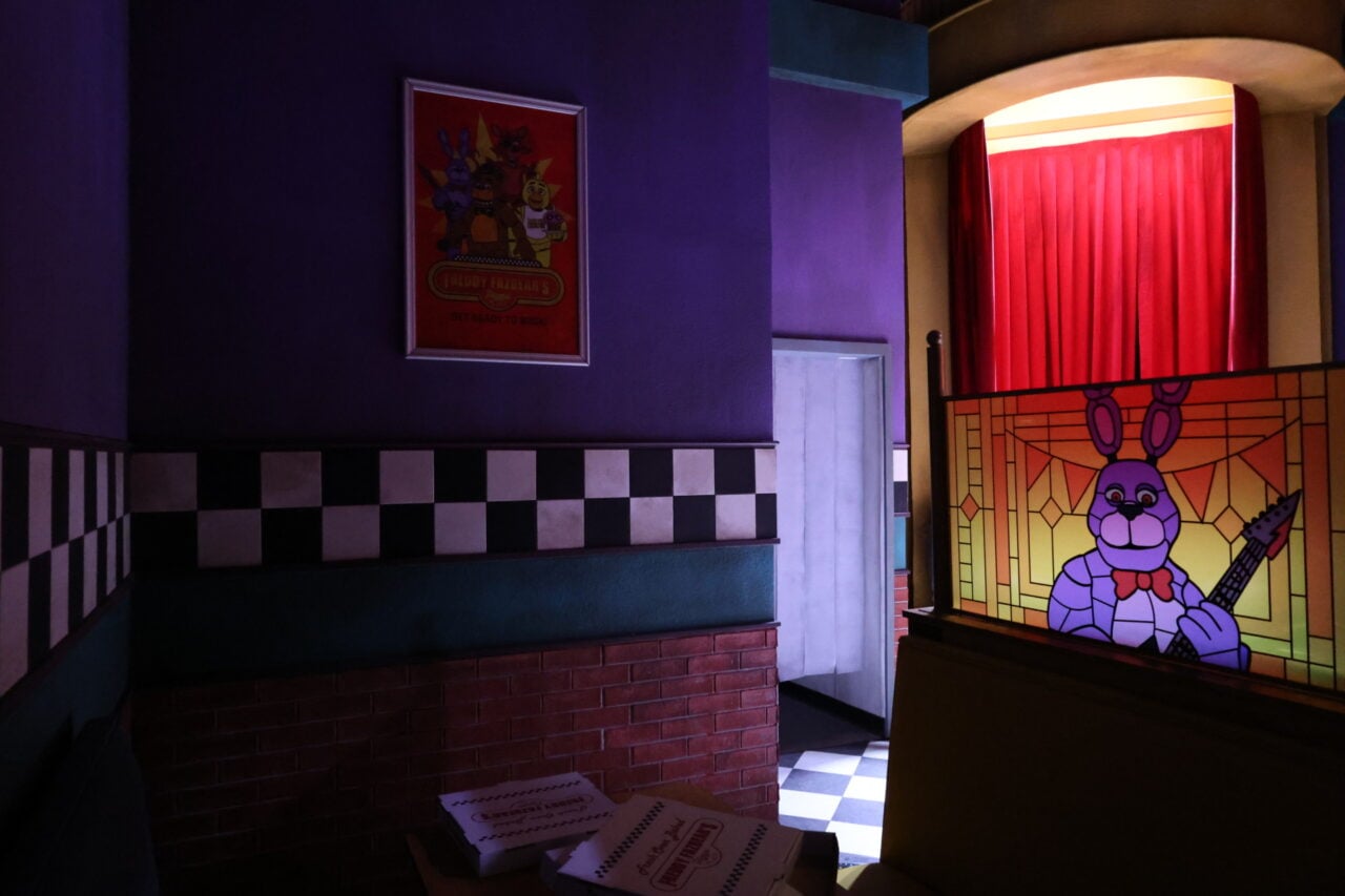 Meet Freddy Fazbear and Friends at Halloween Horror Nights' 'Five ...
