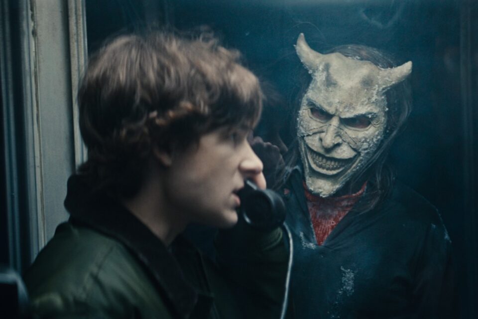 8 Horror Movies That Send Terror Through Old-School Phone Lines