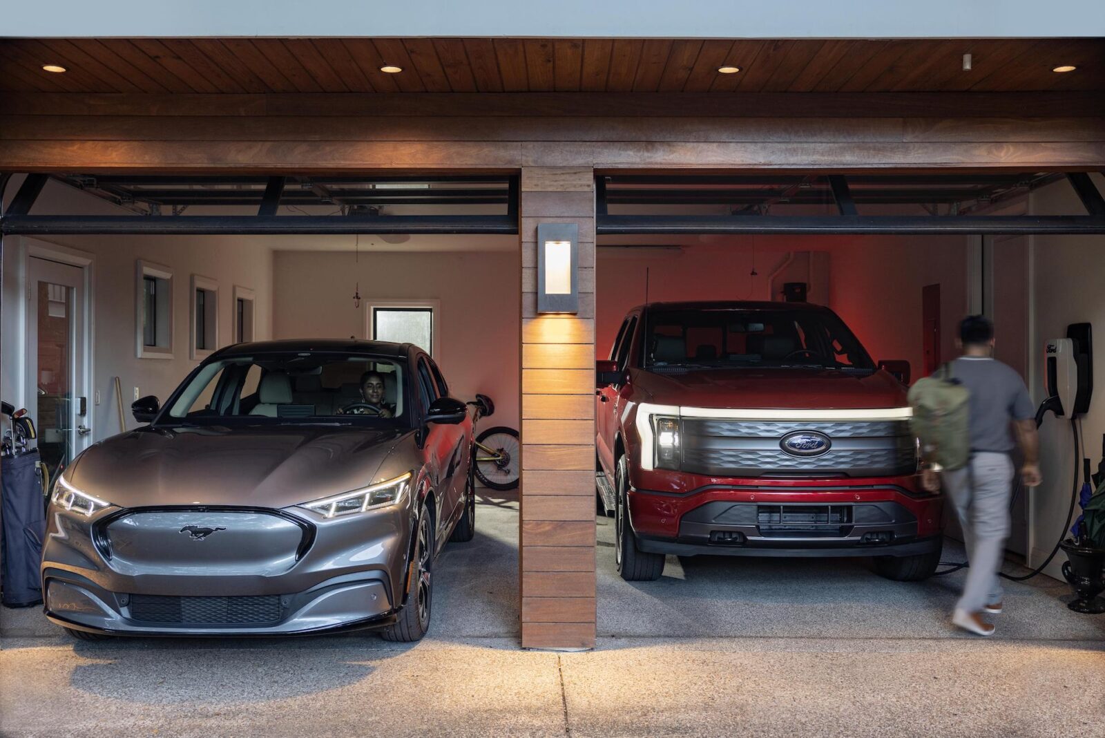 Ford CEO Predicts Trump’s EV Policies Could Cut Demand in Half