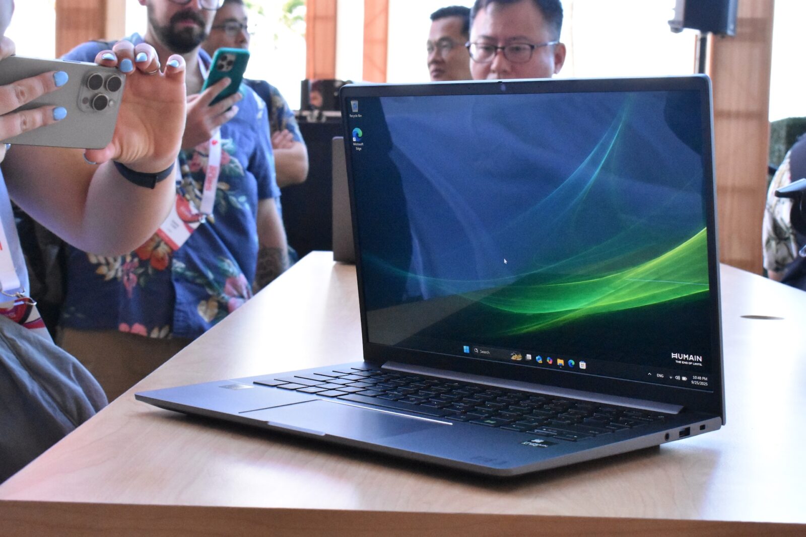 How to Turn Your Laptop Into a Desktop