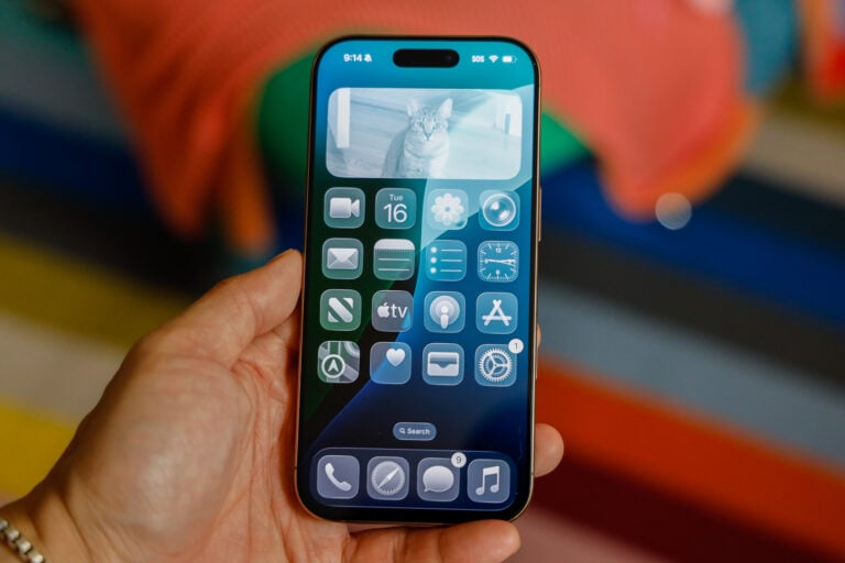 Frosted Glass Effects: Why I Switched to Android After All These Years