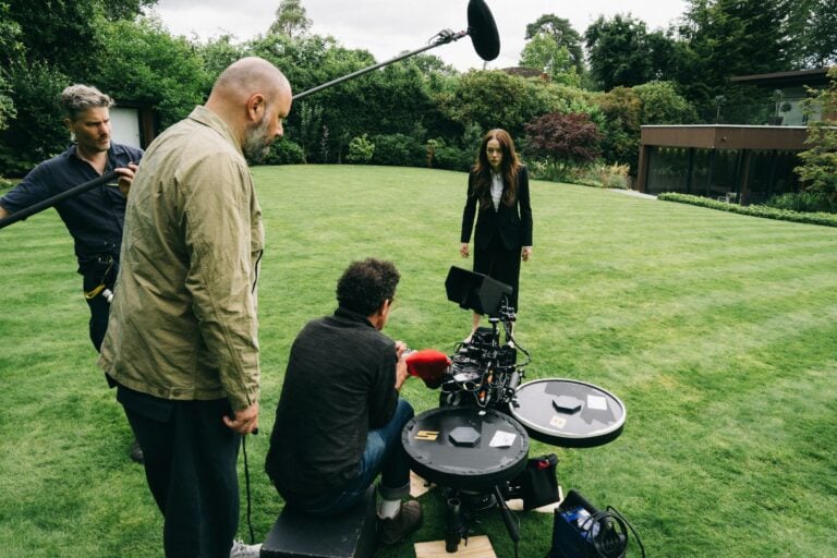 Yorgos Lanthimos Talks the Balancing Act of His Weird, Wonderful Sci-Fi ...