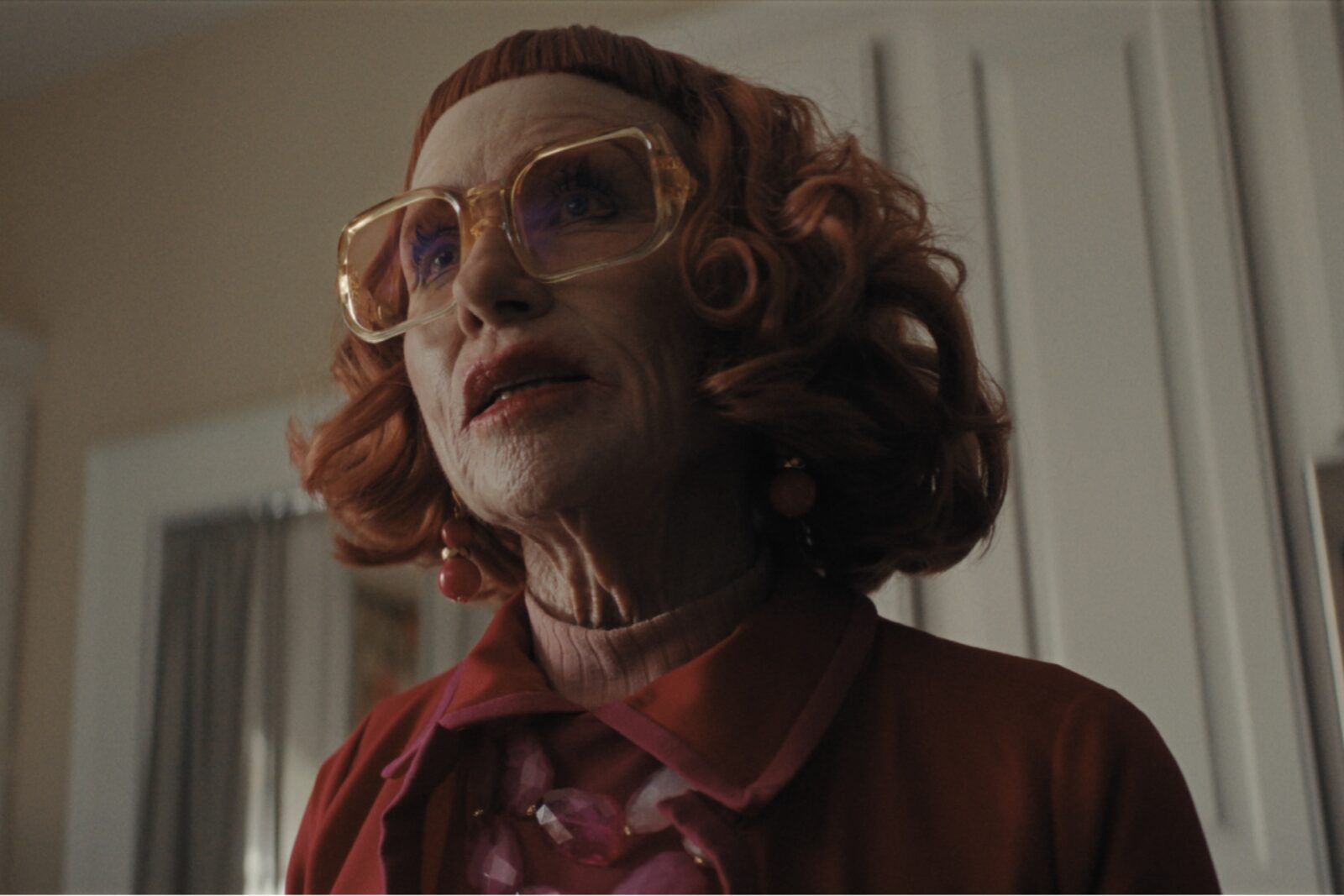 Weapons Review: Terrifying, Fascinating New Horror Movie