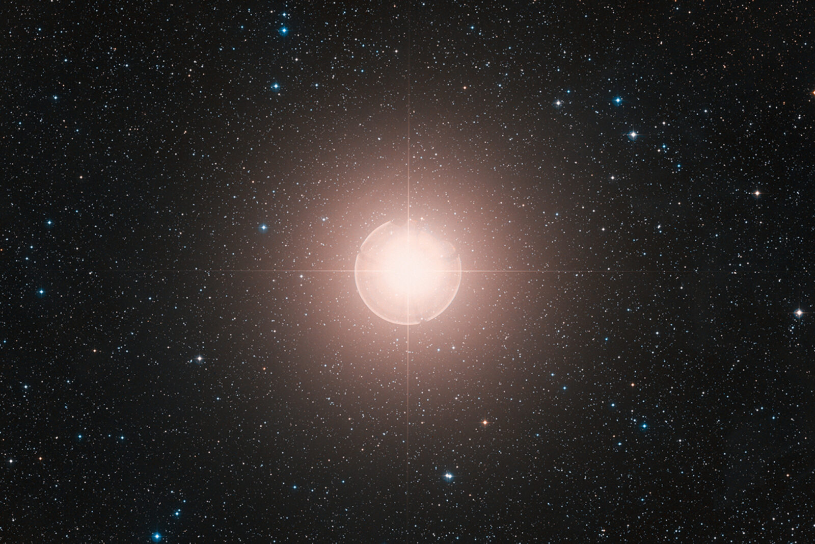 Betelgeuse's Newfound Companion Star Keeps Breaking Astronomy Rules