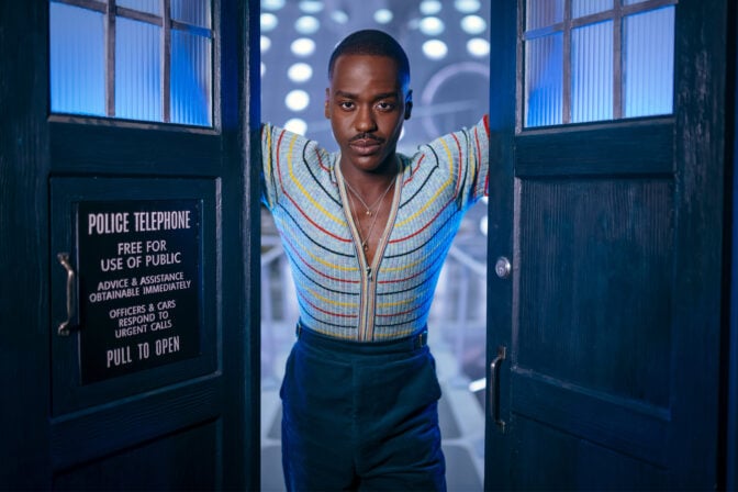 An Ode to the Doctor Who Hand Pose