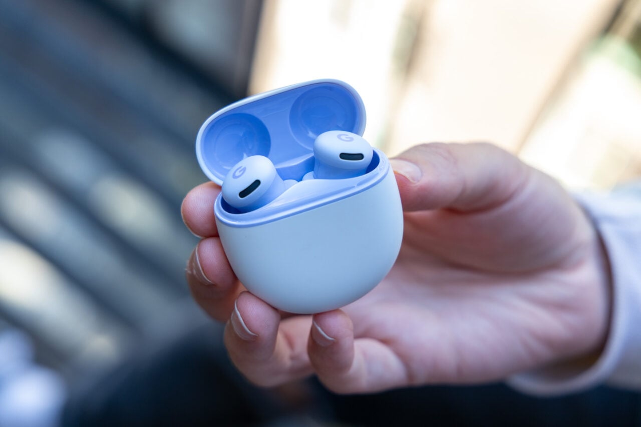 Google Pixel Buds 2a Review: A Better Value, but Nothing Mind-Blowing