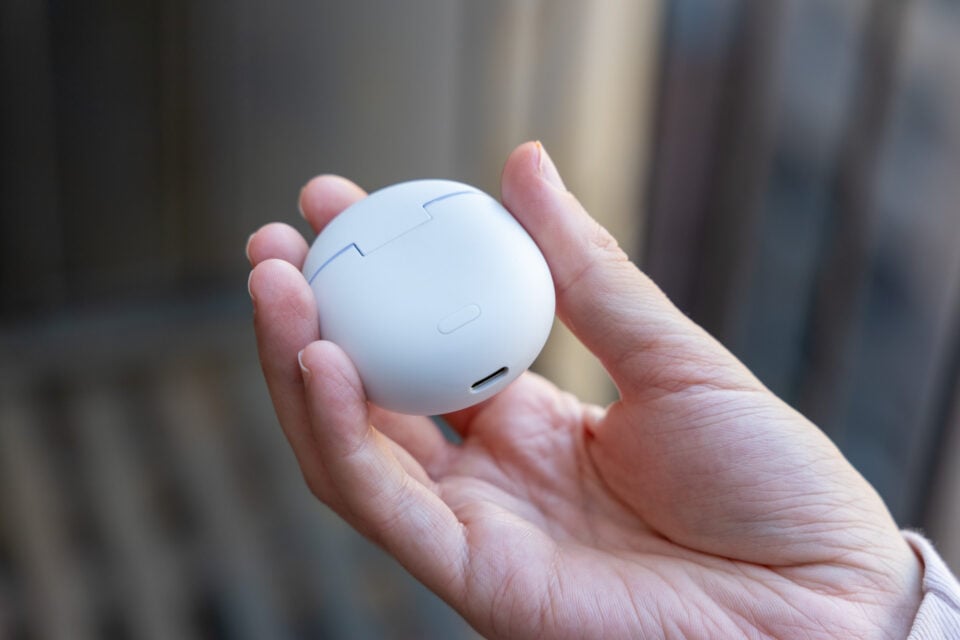 Google Pixel Buds 2a Review: A Better Value, but Nothing Mind-Blowing