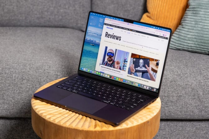 14-Inch MacBook Pro (M5) Review: New Soul in an Old Body