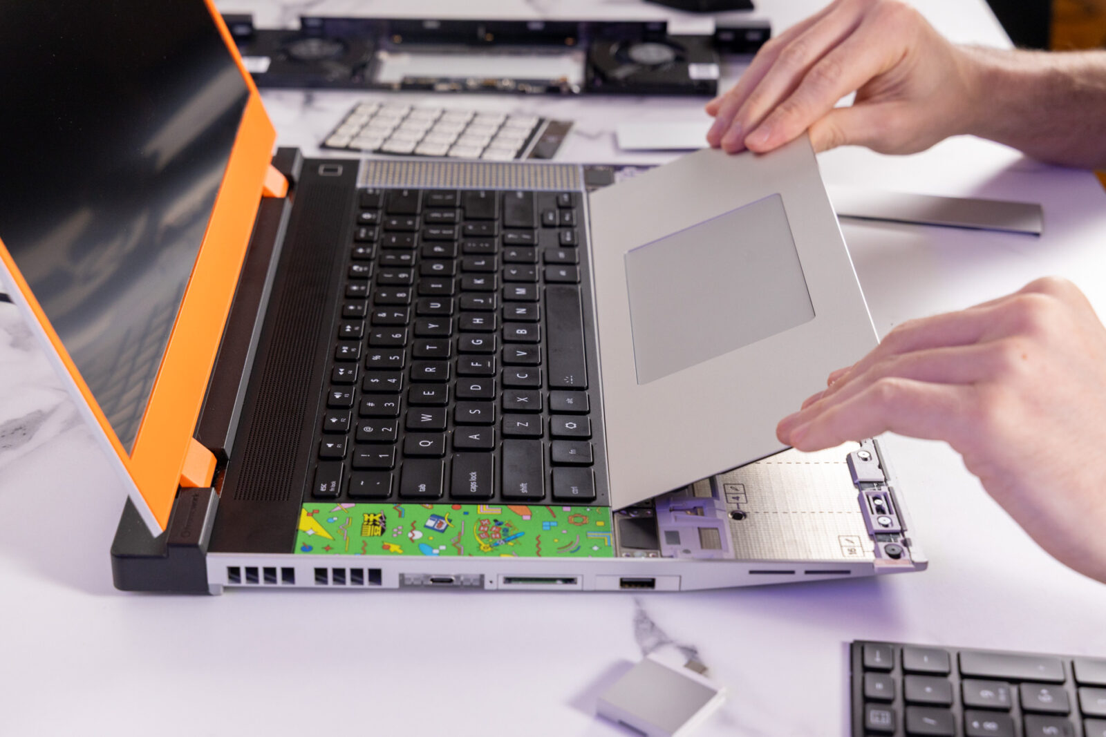 Framework Laptop 16 (2025) Review: Finally, Mobile Gaming With Desktop ...