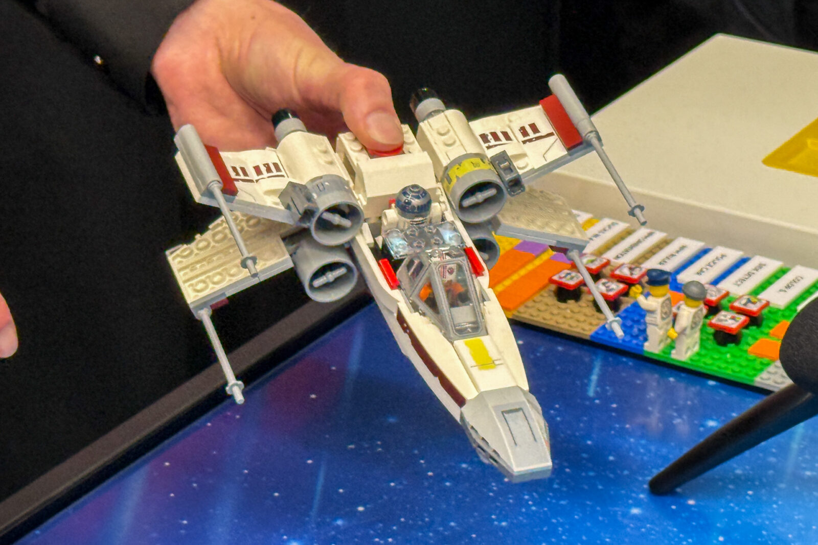 Lego Smart Brick Hands-On: The Unknown Play Experience Is a Feature ...