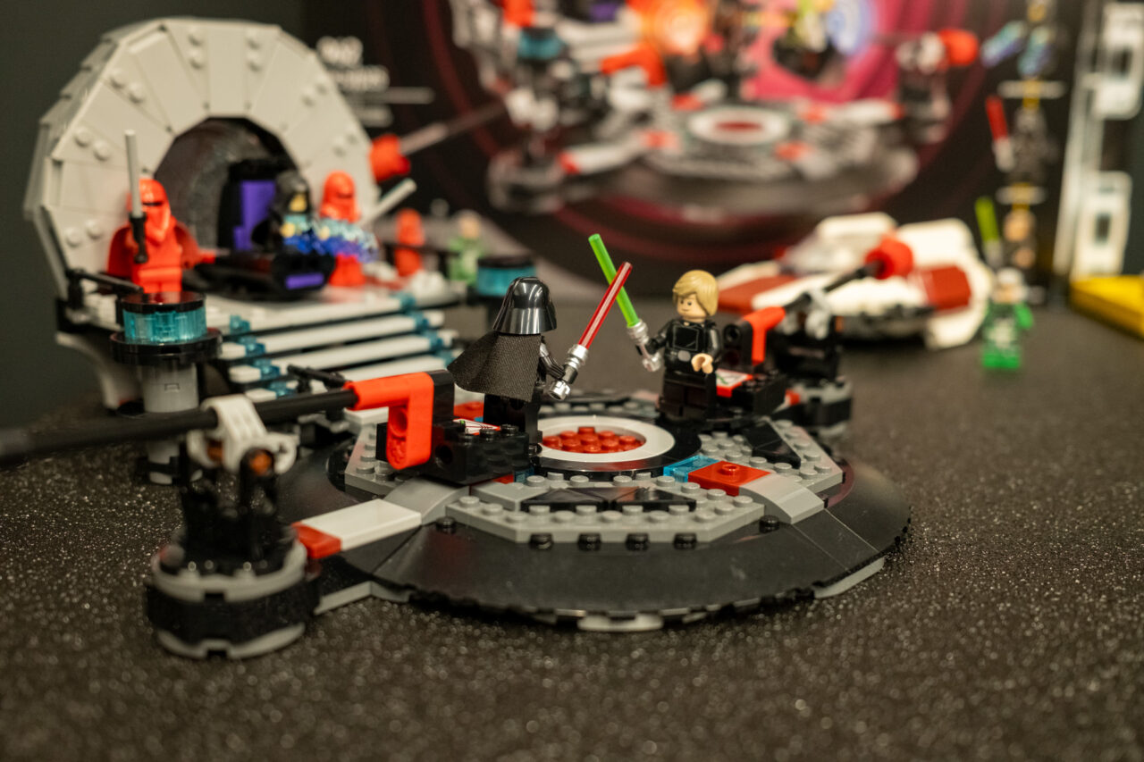 Lego Smart Brick Hands-On: The Unknown Play Experience Is a Feature ...
