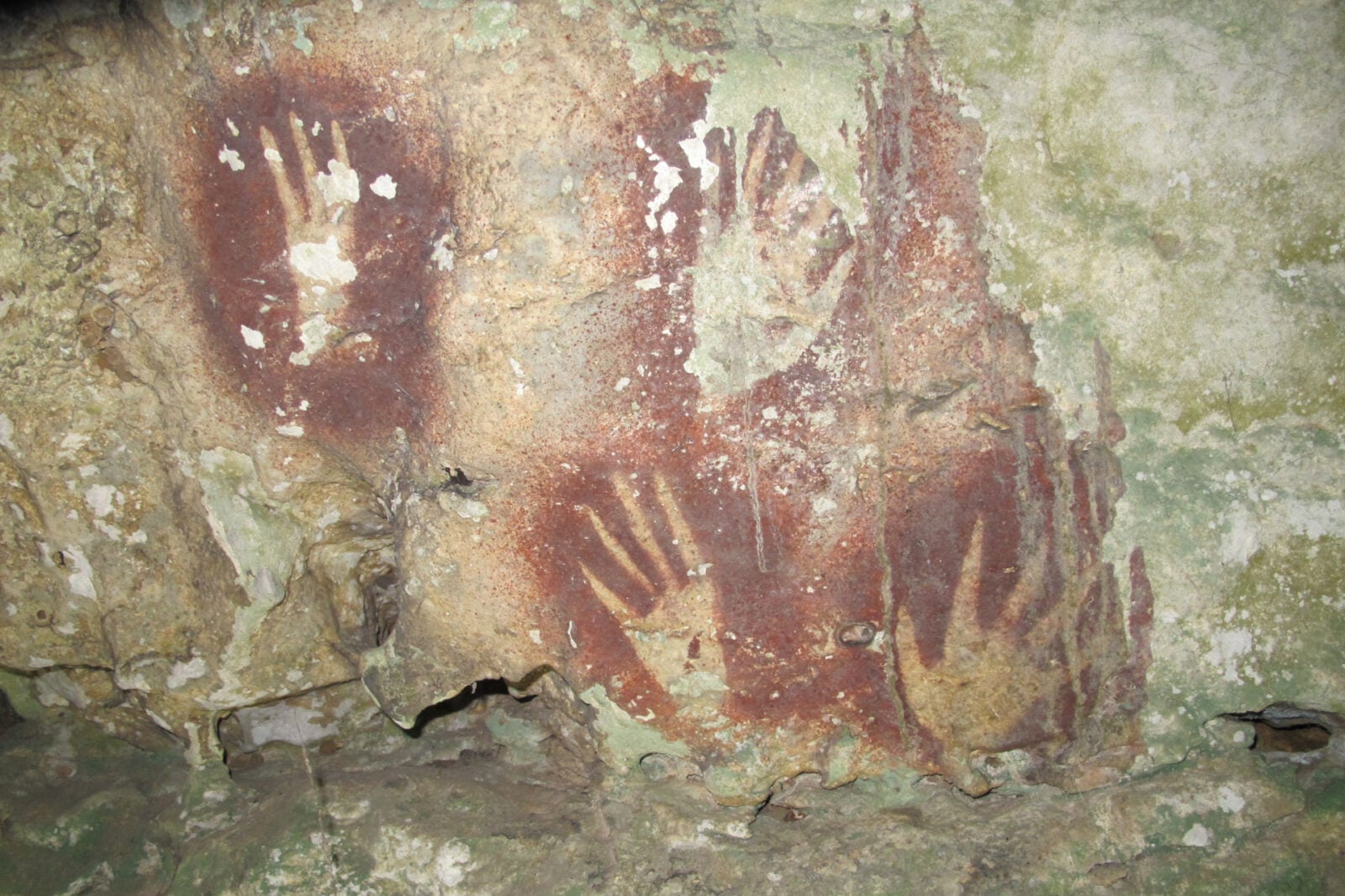 Incredible Hand Stencil With Claw-Like Fingers Could Be Oldest Known ...