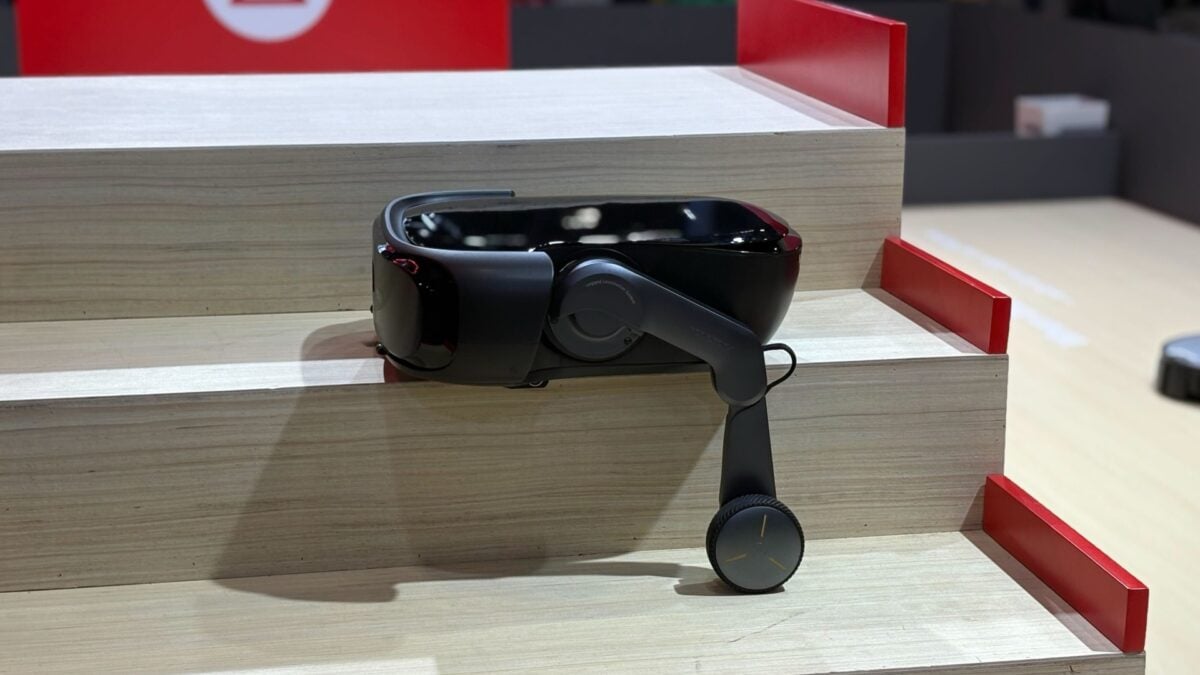 Roborock's Rover Robot Vacuum Has Actual Legs