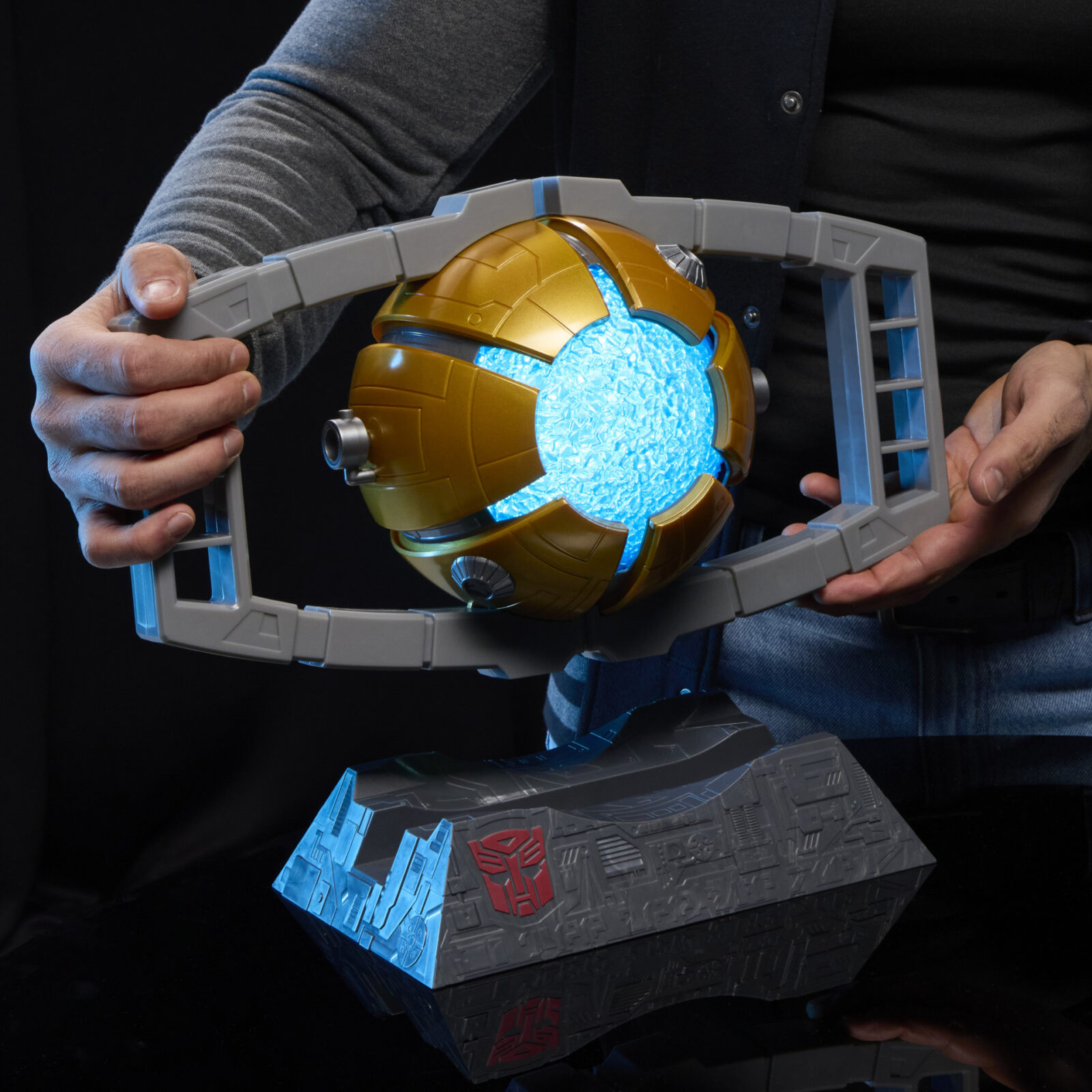 Hasbro Celebrates 'Transformers: The Movie' by Apologizing for It