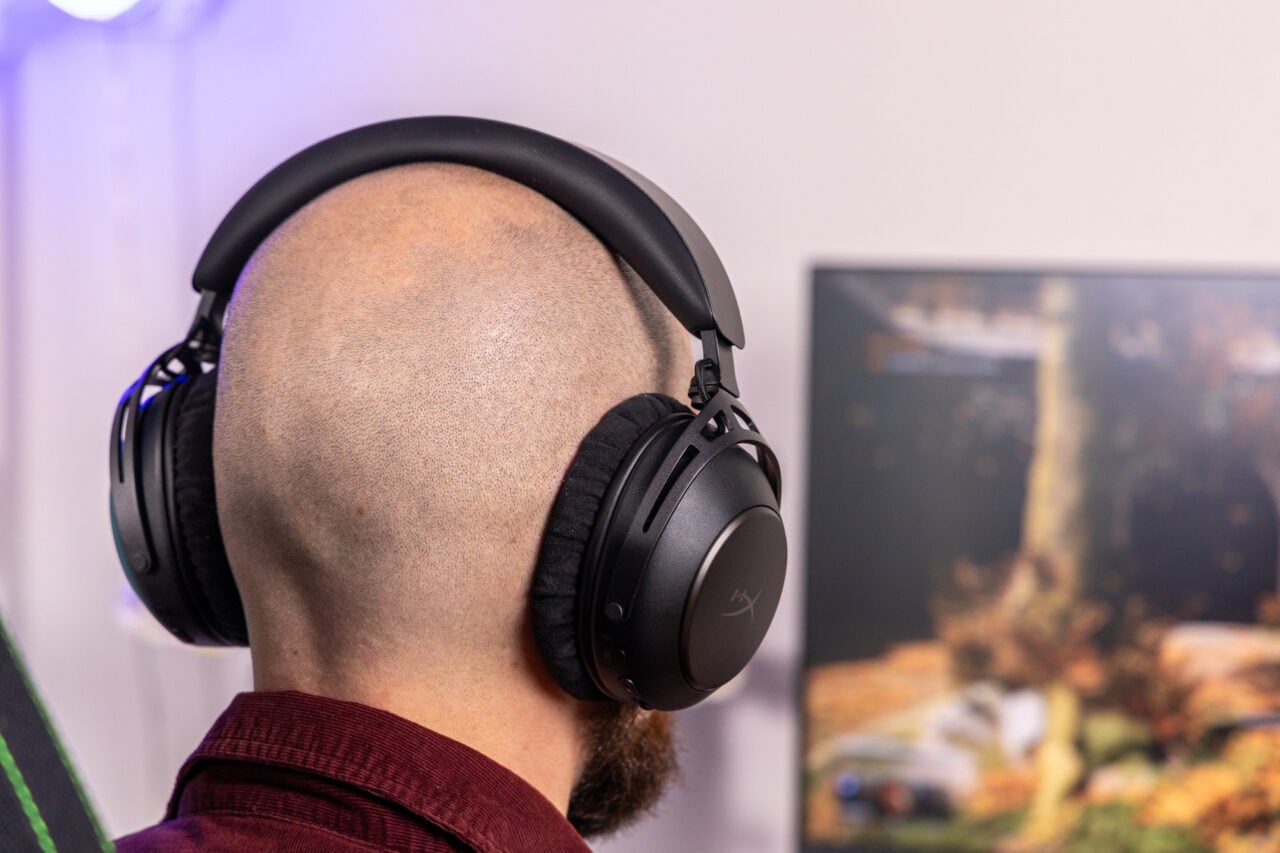 HyperX Cloud Alpha 2 Review: An Enormous Battery Life Wasted on a ...