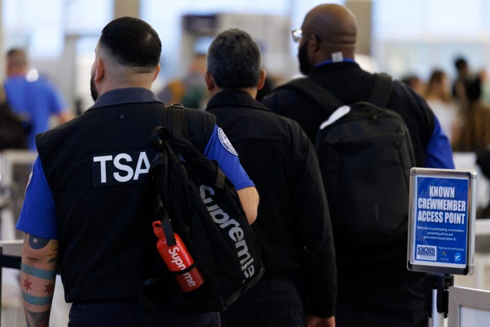 TSA Officers Miss Their First Full Paycheck as Fears About Long Airport ...