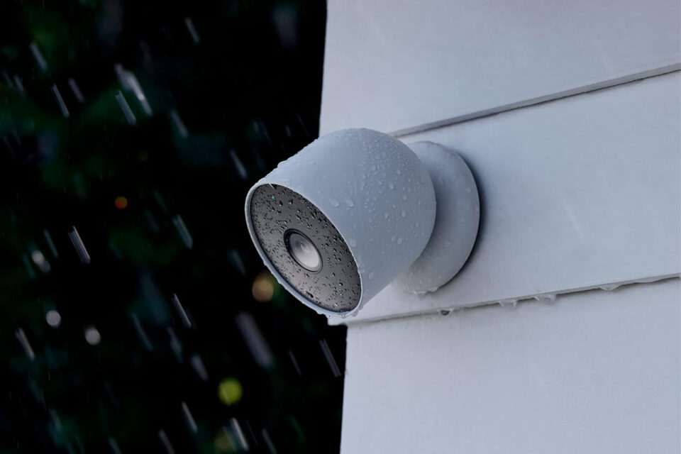 Google Nest Cam for Indoor and Outdoor Gets Another Price Cut to Nearly ...